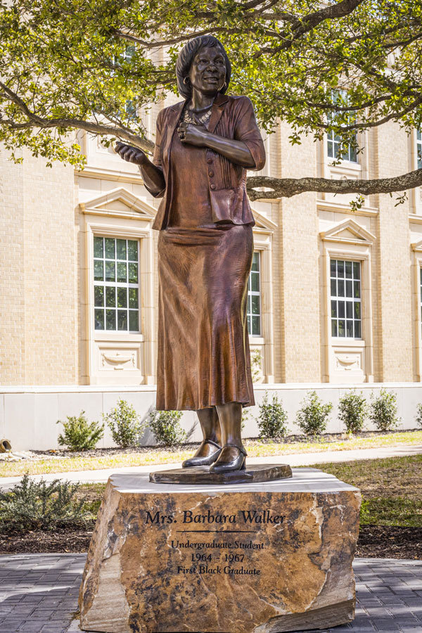 Honoring the Past, Inspiring the Future | Baylor Magazine | Baylor ...