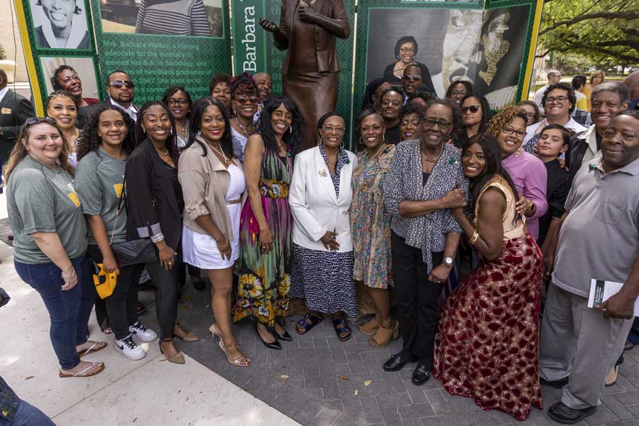 Honoring the Past, Inspiring the Future | Baylor Magazine | Baylor ...