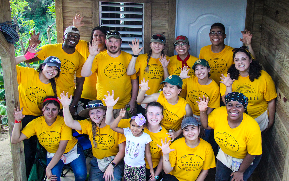 First in Line on the Front Line | Baylor Magazine | Baylor University