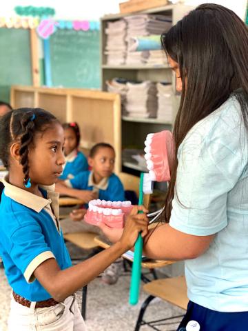 Serving Others for Spring Break | Baylor Magazine | Baylor University